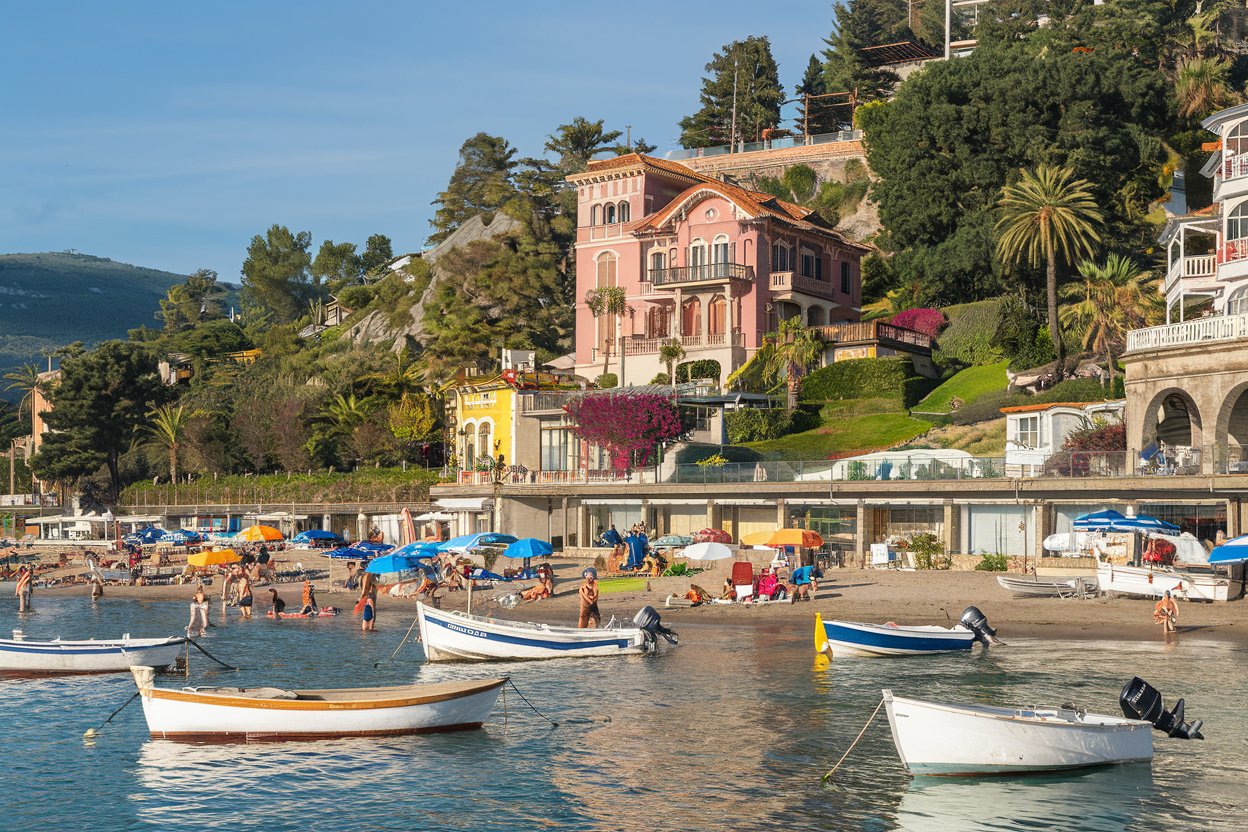 Levanto Travel Guide – Discover Italian Riviera