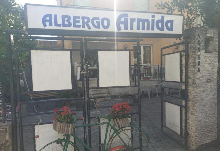 Albergo Armida Sas di Boldrin Cesarina & C., Laigueglia, Italy ...