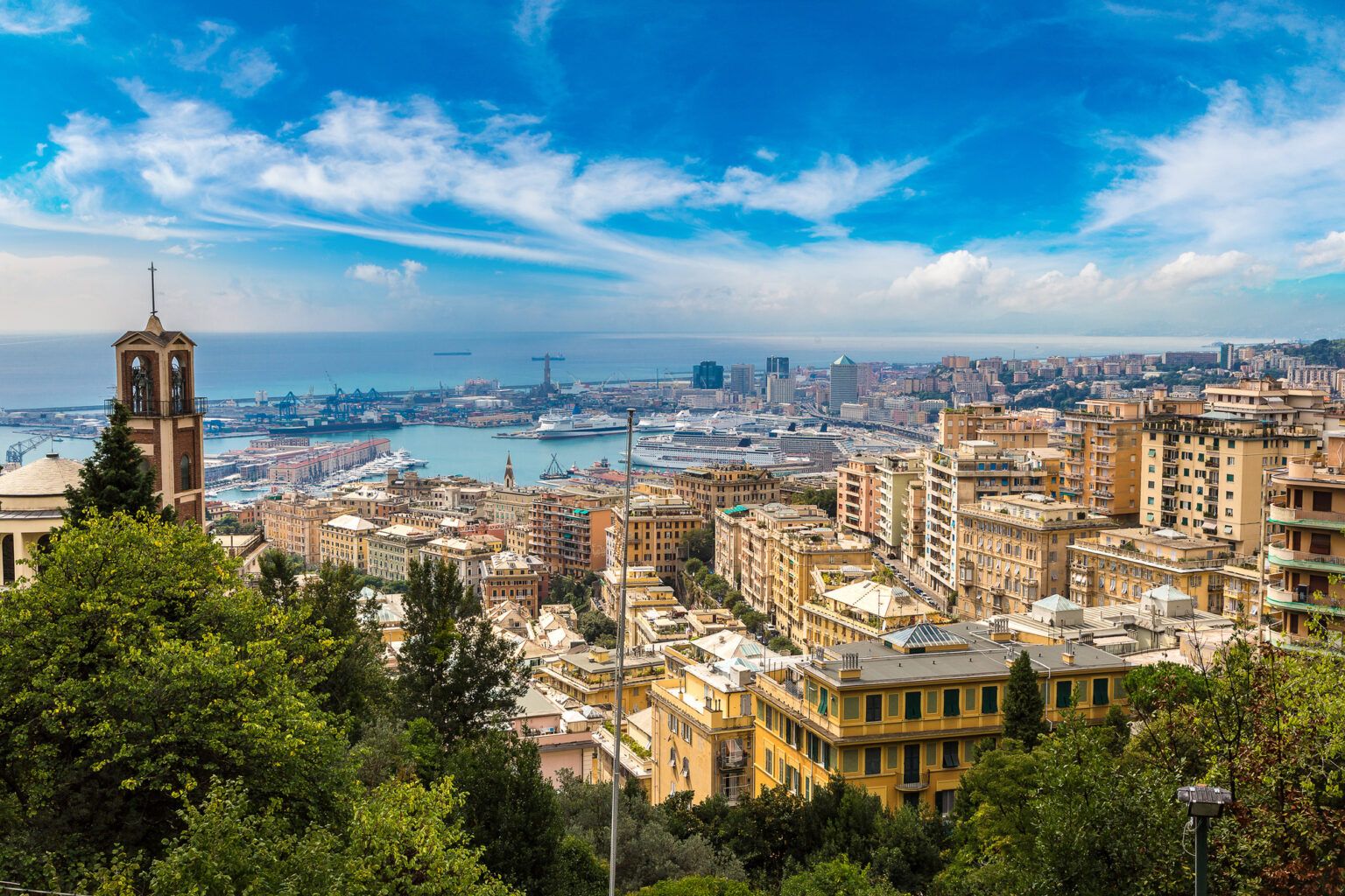 Genoa Travel Guide – Discover Italian Riviera